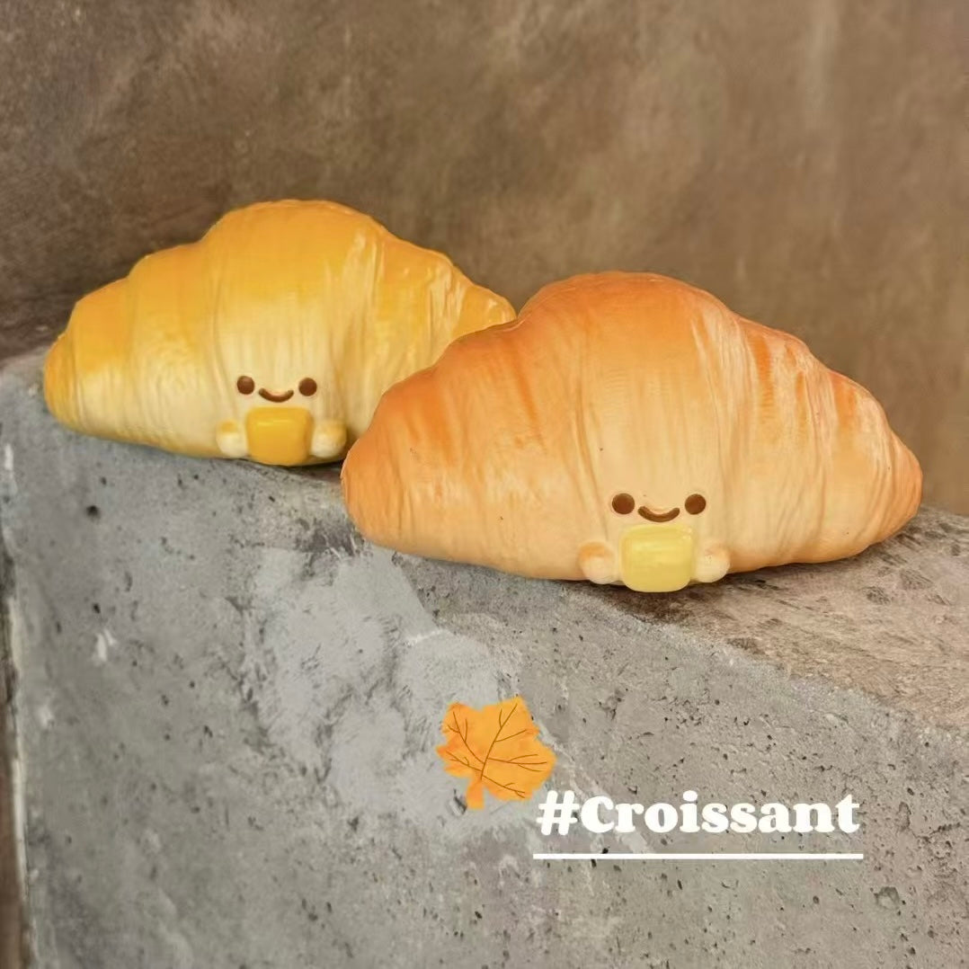 LeiLei Cutie Croissant Squishy – taketherare